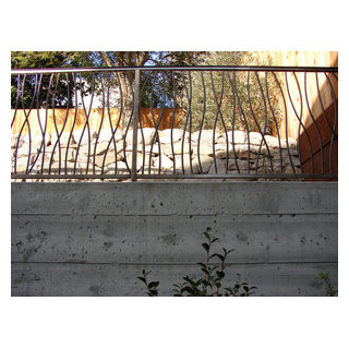 Custom Iron Hand Railing on Concrete Retaining Wall - Contemporary ...