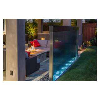 Custom Outdoor Single Panel Water Feature - Palo Alto, CA ...