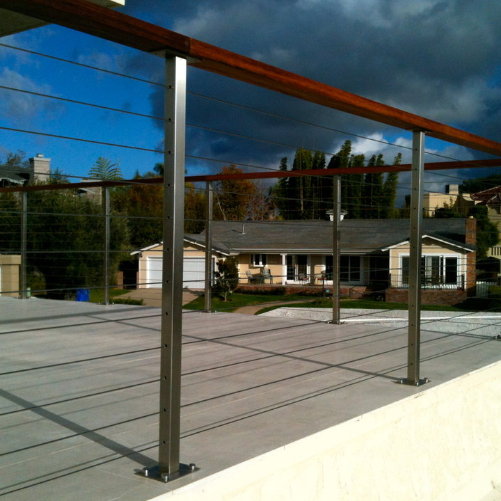 Cable Deck Railing - Photos & Ideas | Houzz
