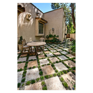 Desert Gold Travertine Pavers - Traditional - Patio - Tampa - by ...