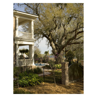 Double piazza (porches) face pool and large oak - Traditional - Patio ...