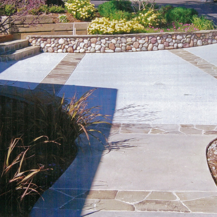 River Rock Driveway - Photos & Ideas | Houzz