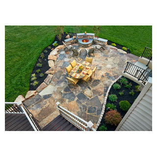 Dry-Laid Irregular Flagstone Patio - Patio - Wilmington - by DiSabatino ...