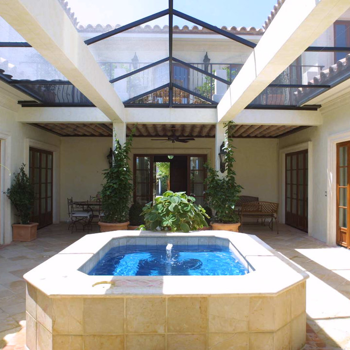 Enclosed Courtyard - Photos & Ideas | Houzz