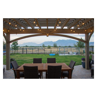 Entertainment Size | Timber Step Pergola w/Slight Curve to Mirror Paver ...