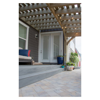 Entertainment Size | Timber Step Pergola w/Slight Curve to Mirror Paver ...