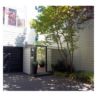 Entry Courtyard - Eclectic - Patio - Portland - by MCM Design | Houzz