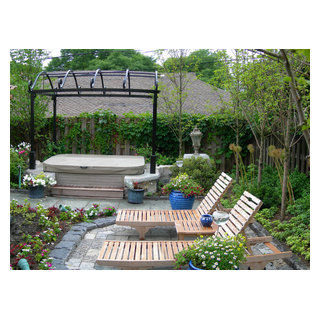 European Courtyard - Traditional - Patio - Milwaukee - by Wandsnider ...