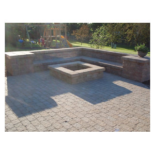 Fire pit and paver patio - Traditional - Patio - Milwaukee - by Bob ...