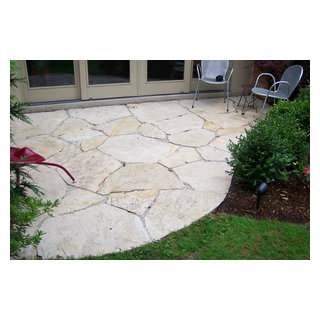 Flagstone & Irregular Shaped Natural Stone - Transitional - Patio ...