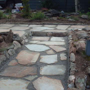 Buff Flagstone Patio - Photos & Ideas | Houzz