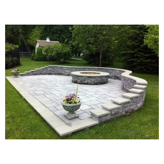 Free Standing Patio with Custom Sitting Wall - Traditional - Patio ...