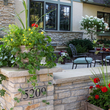 Front Yard Courtyard - Photos & Ideas | Houzz