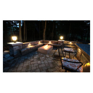 Hagemaster House - Outdoor Living Space - Traditional - Patio - Chicago ...