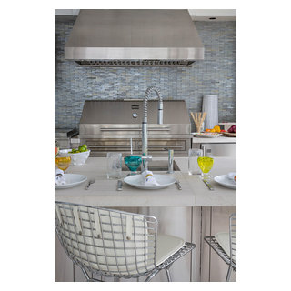 Louisiana Outdoor Kitchen - Contemporary - Patio - Chicago - by ...