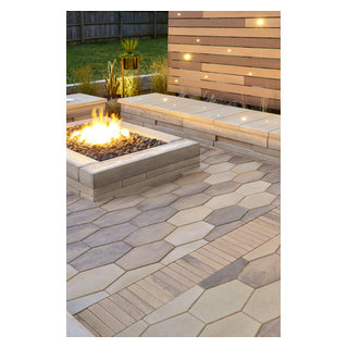 Modern Backyard Patio Design - Patio - Philadelphia - by Techo-Bloc | Houzz