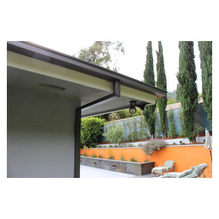 Modern Box Style Rain Gutters with 2x3 Downspouts in West Hollywood ...
