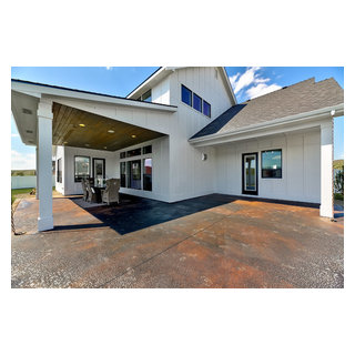 Modern Farmhouse | 2019 Dry Creek Parade - Farmhouse - Patio - Boise ...