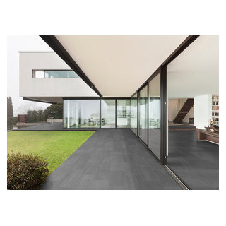 Modern patio with grey porcelain tile - Modern - Patio - Miami - by ...