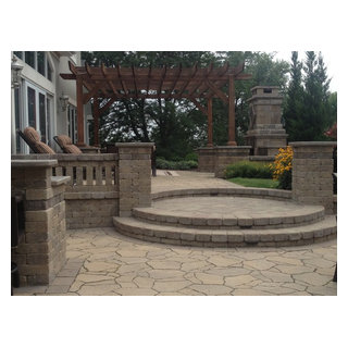 Multi-Level Paver Patio - Patio - Kansas City - by New Leaf Landscape ...
