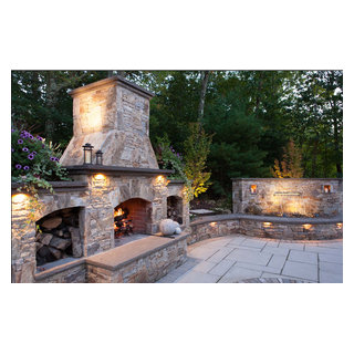 Natural Stone Veneer Outdoor Fireplace - Clásico - Patio - Boston - de ...