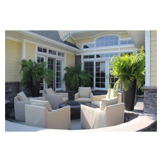 Niagara on The Lake - Traditional - Patio - Other - by Rousseau's | Houzz