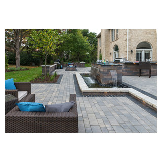 Oak Brook Outdoor Living - Traditional - Patio - Chicago - by Premier ...