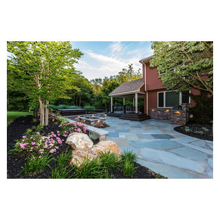 Oakwood Design-Build Outdoor Space - Transitional - Patio ...