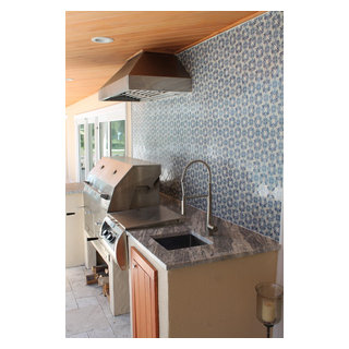 Outdoor Kitchen and Tile Backsplash - Midcentury - Patio - Tampa - by ...