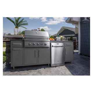 Outdoor Kitchens - Traditional - Patio - Other - by Challenger Designs ...