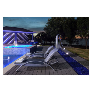 Outdoor Pool and Entertainment Area - Contemporary - Patio - Dallas ...