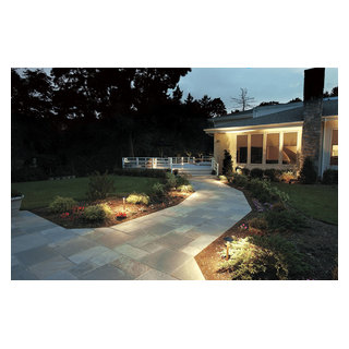 Pathway and Walkway Lighting - Traditional - Patio - New York - by ...