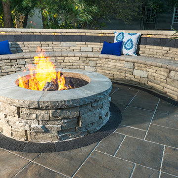 Unilock Seat Walls - Photos & Ideas | Houzz