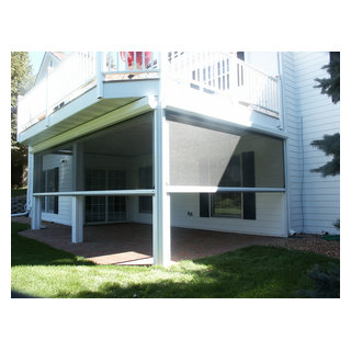 Phantom Retractable Screens Under Deck - Traditional - Patio ...