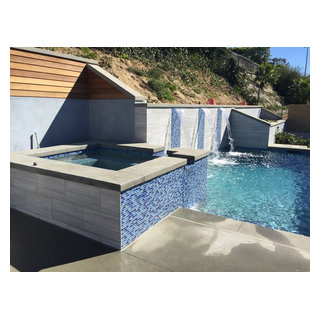Swimming pool, Hillside, Raised spa, woodwork, retaining walls ...