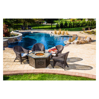 Raised Stone Bond Beam & Raised Spa Pool - Traditional - Patio - New ...