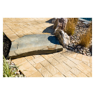 Raised Stone Bond Beam & Raised Spa Pool - Classique - Terrasse et ...