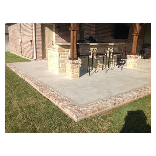 Rock Salt Finish Concrete w/Brick Border - Craftsman - Patio - Dallas ...