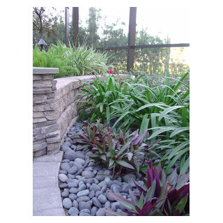 Rock Wall Patio - Moderne - Terrasse et Patio - Jacksonville - par Core ...
