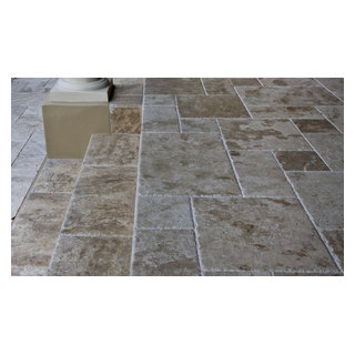 Roman Blend Travertine Tiles - Traditional - Patio - Tampa - by ...