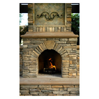 Sanctuary in the City - Rustic - Patio - Los Angeles - by Eldorado Stone | Houzz