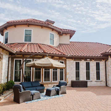 Spanish Courtyards Homes - Photos & Ideas | Houzz