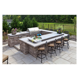 Techo-Bloc Display - Traditional - Patio - New York - by R.P. Smith ...