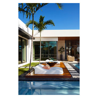 Tropical Patio - Tropical - Patio - Miami | Houzz