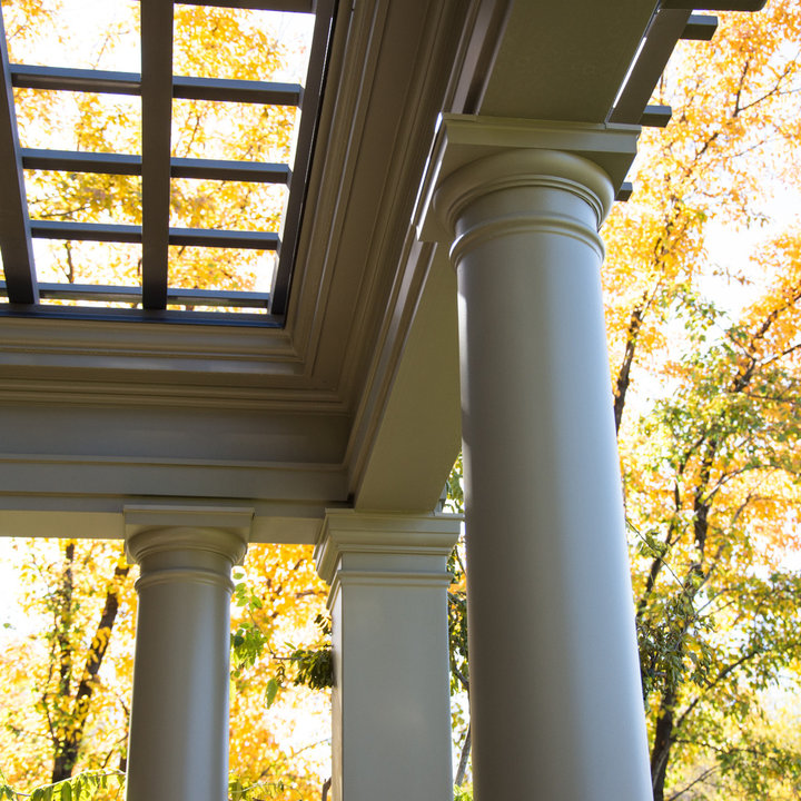 Two Post Pergola - Photos & Ideas | Houzz