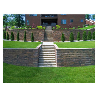 Two Tier Retaining Wall - Traditional - Patio - Louisville - by Lambs ...