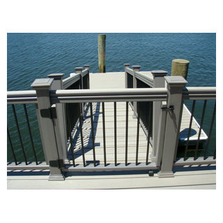 Ward Bulkhead Railing - Traditional - Patio - New York - by Heartwood ...