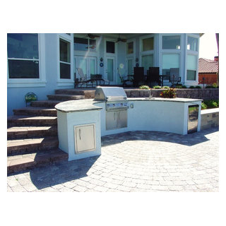 Waterside Patio - Modern - Patio - Jacksonville - by Core Outdoors, Inc ...