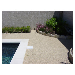 Magnifique plage de piscine en Résineo Drain - Piscine - Toulouse - par ...