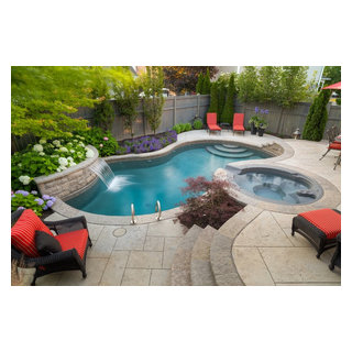 A Backyard Where Small is Beautiful - Contemporary - Pool - Toronto ...